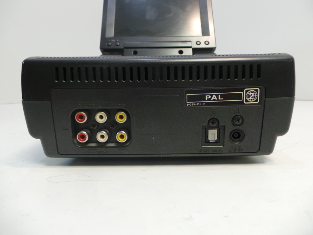 DVD-плеер SONY MV-65ST ЖК 6,5"TFT 16:9/ PAL/