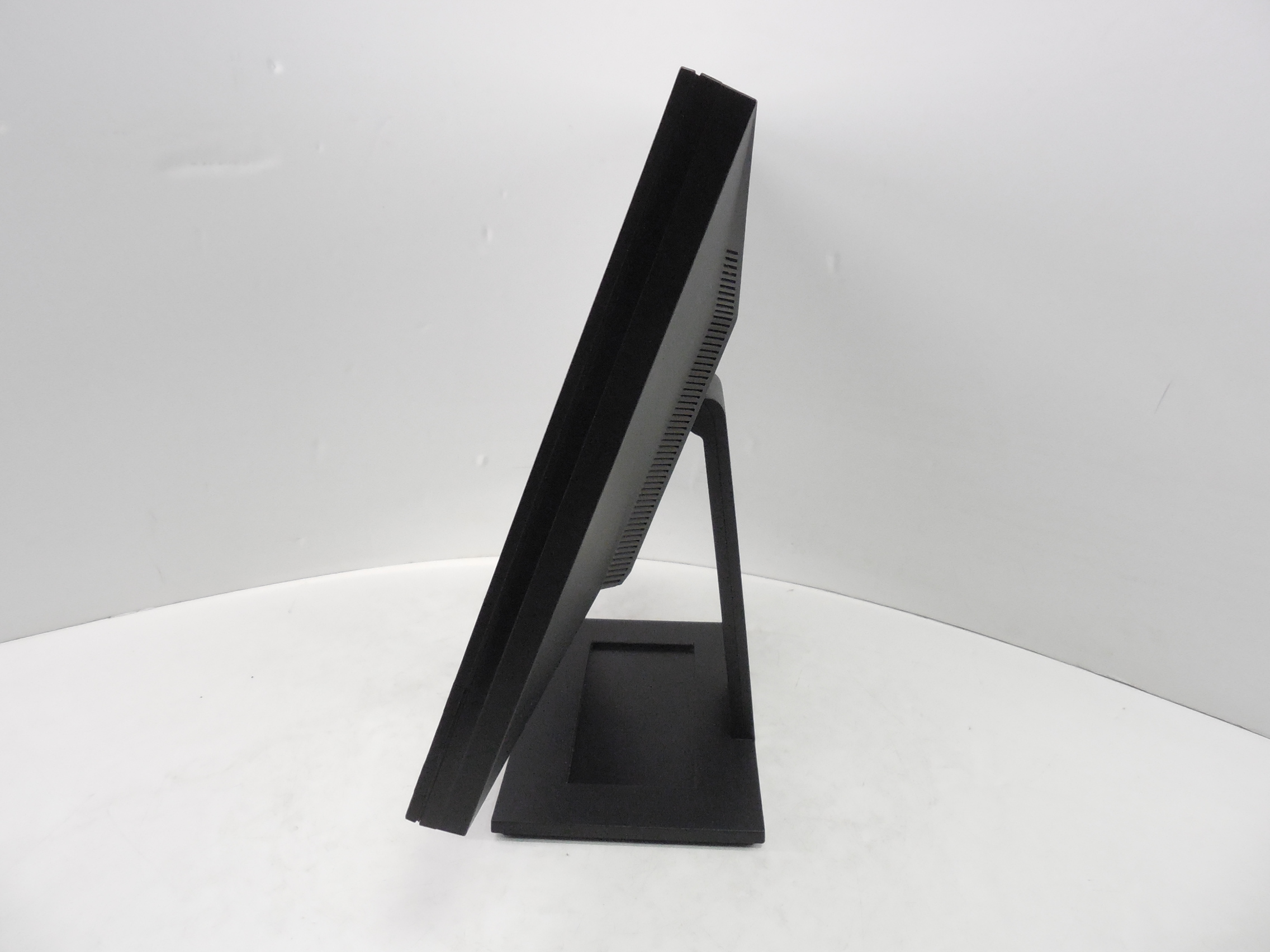 ЖК-монитор 22" Dell E2210f