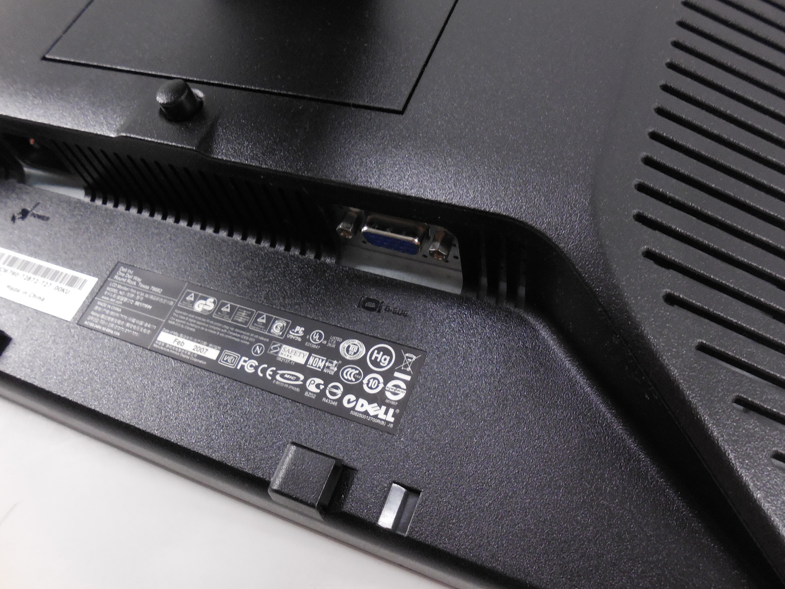 ЖК монитор 17" DELL SE177FP