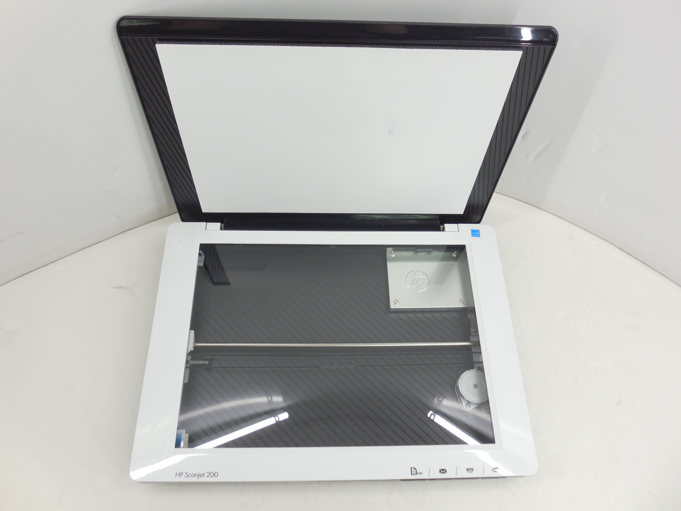 Сканер HP ScanJet 200