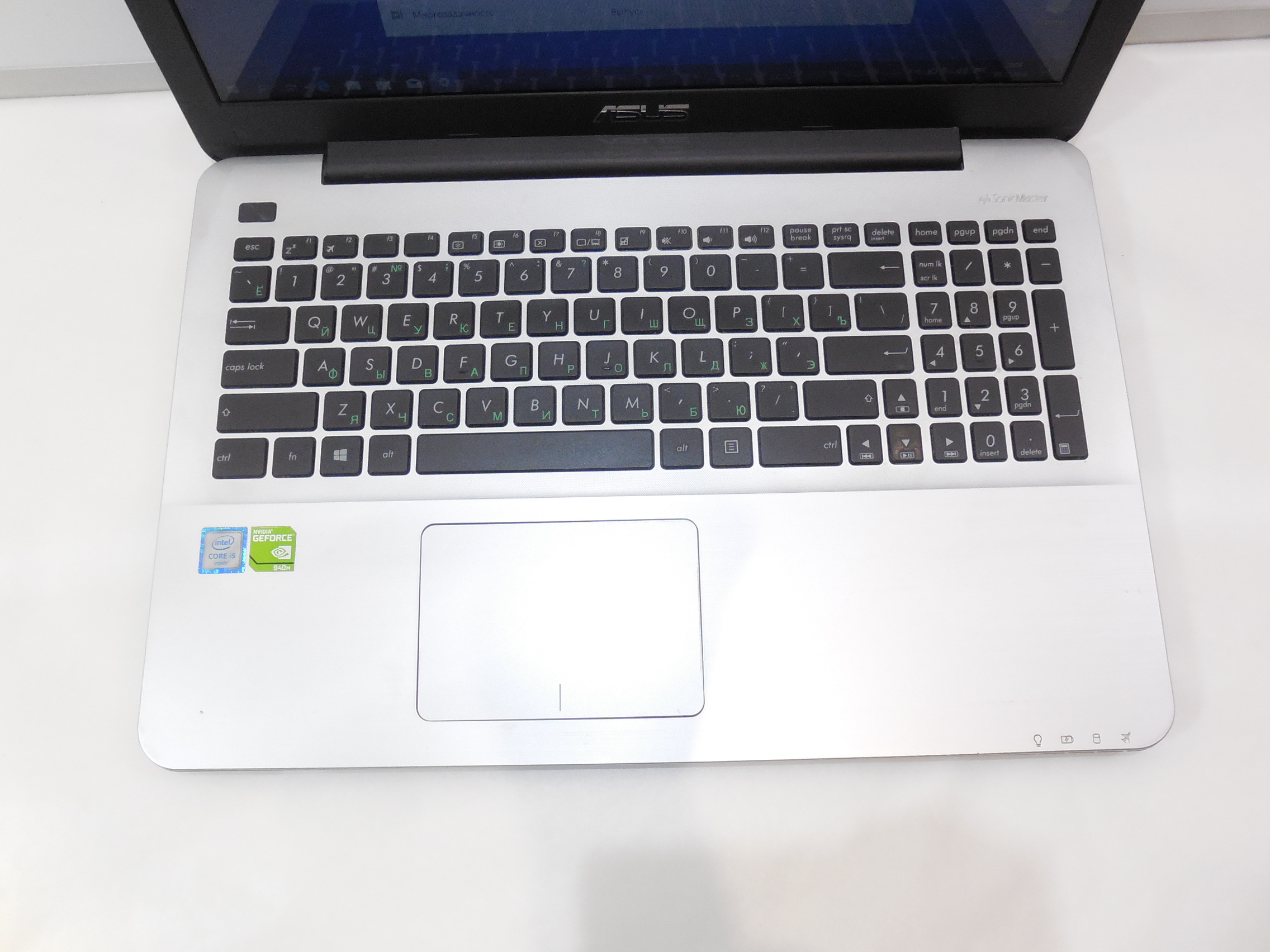 Ноутбук ASUS X555UB