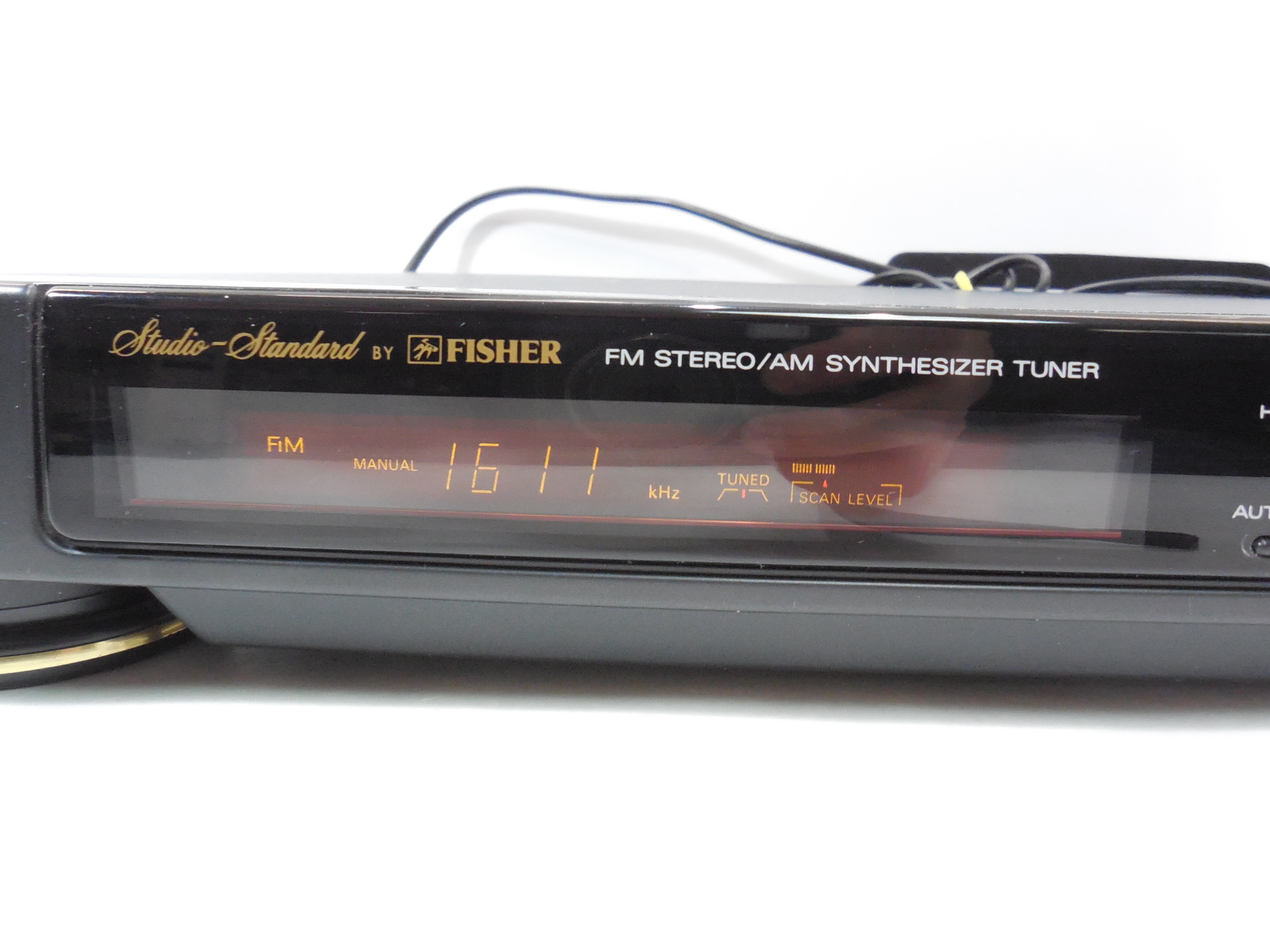 Тюнер Fisher FM-9050R
