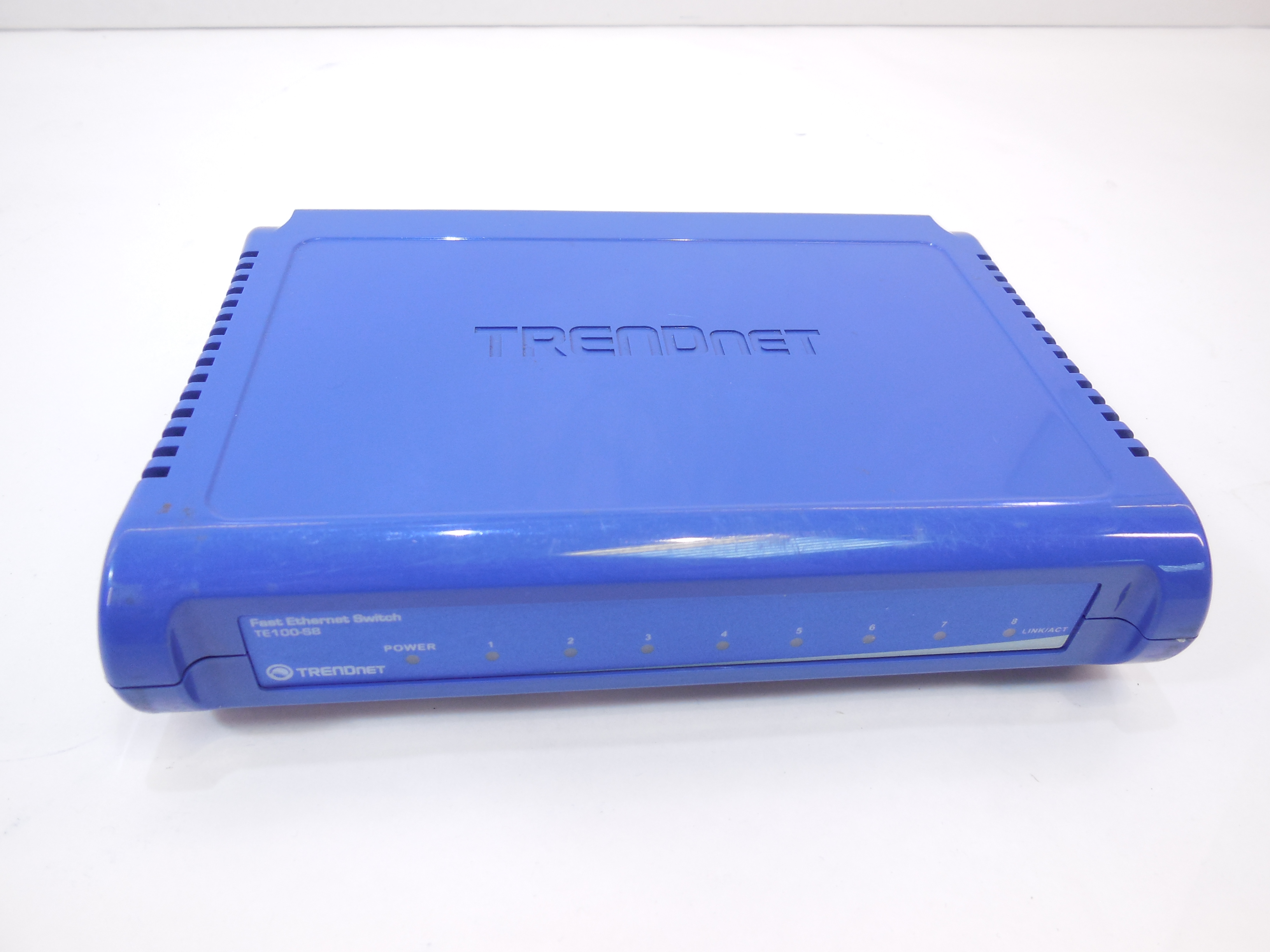 Коммутатор TRENDnet TE100-S8