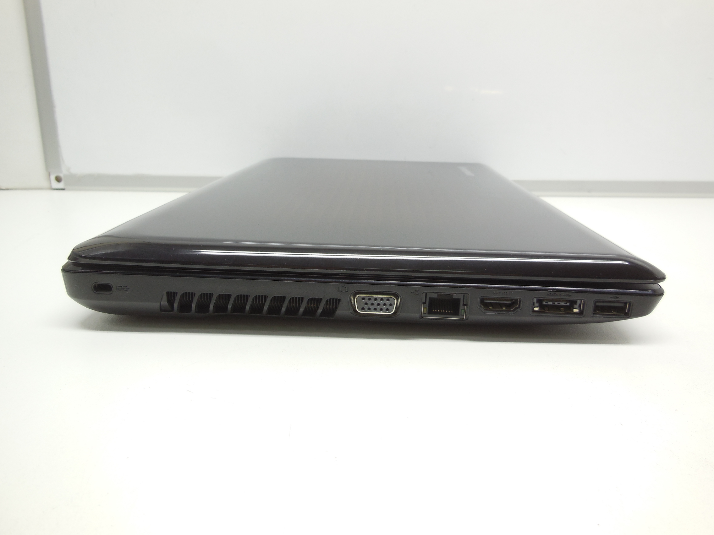 Ноутбук Lenovo IdeaPad Z470 Intel Core i3, 4Gb, HDD 250Gb, Windows 7 Pro