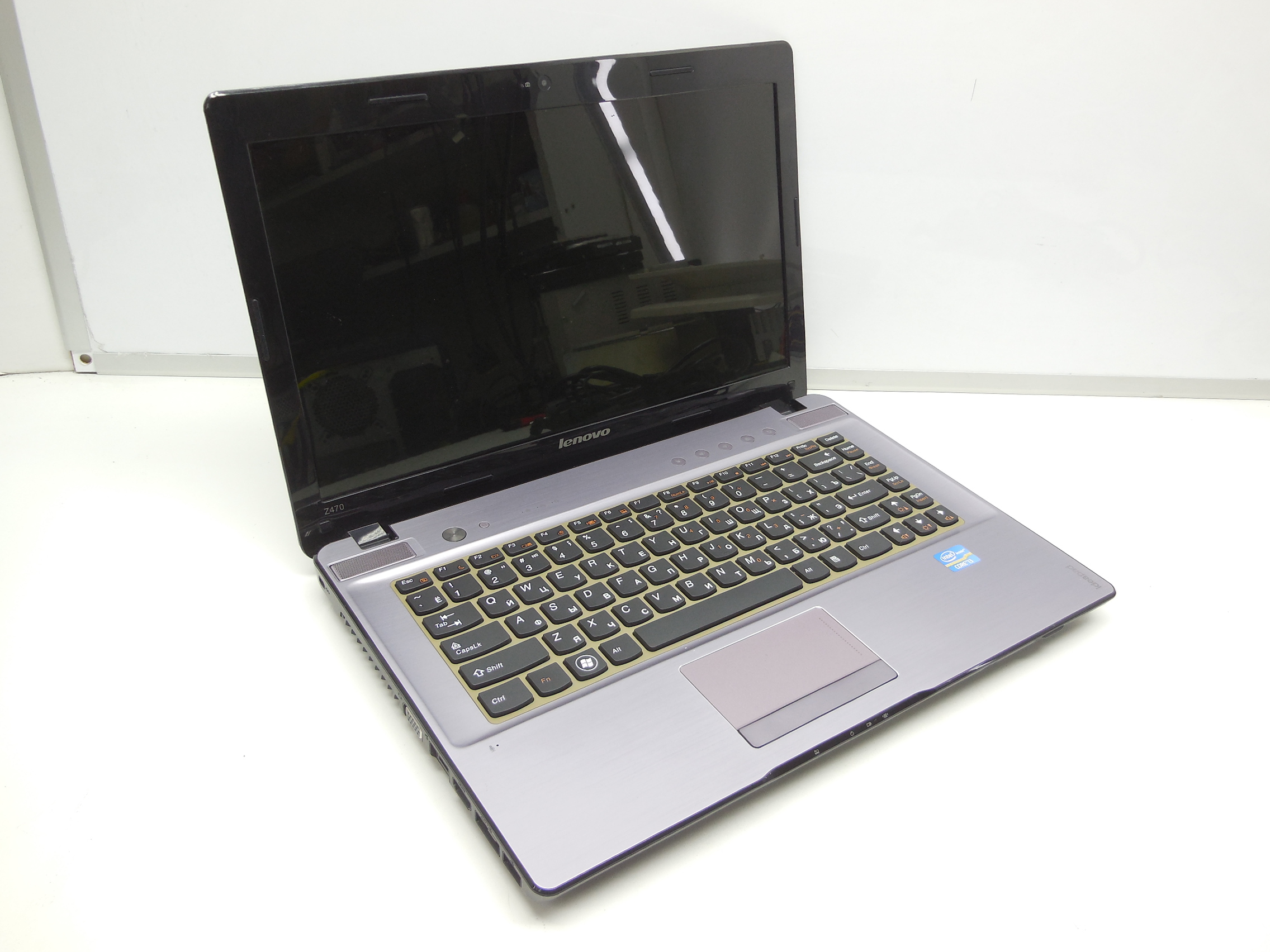 Ноутбук Lenovo IdeaPad Z470 Intel Core i3, 4Gb, HDD 250Gb, Windows 7 Pro